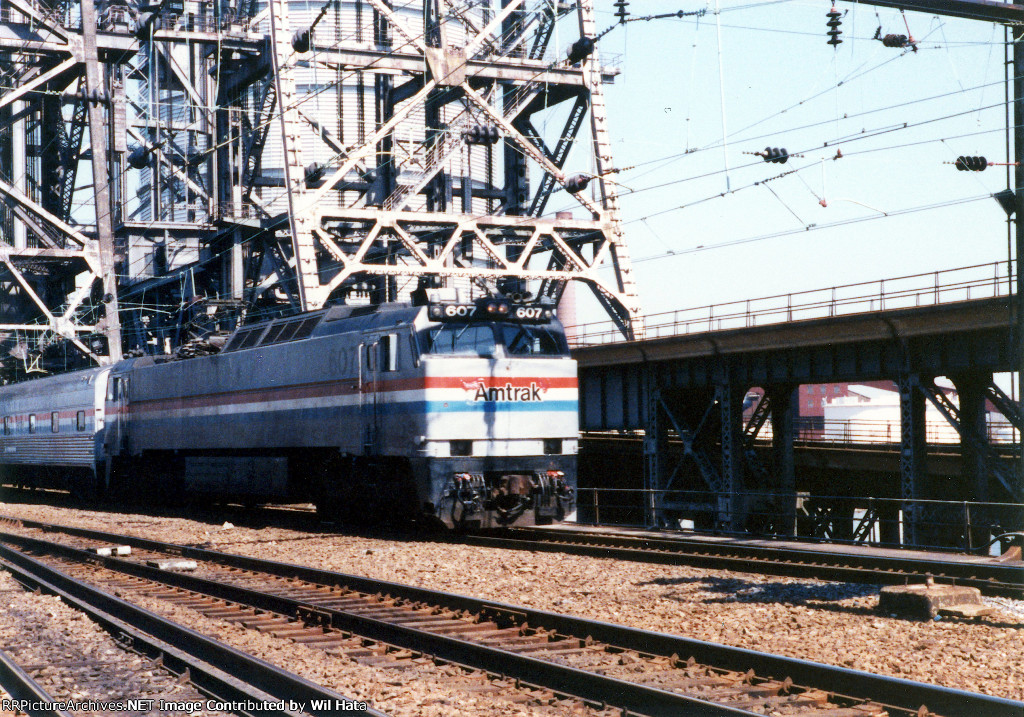 Amtrak E60 607